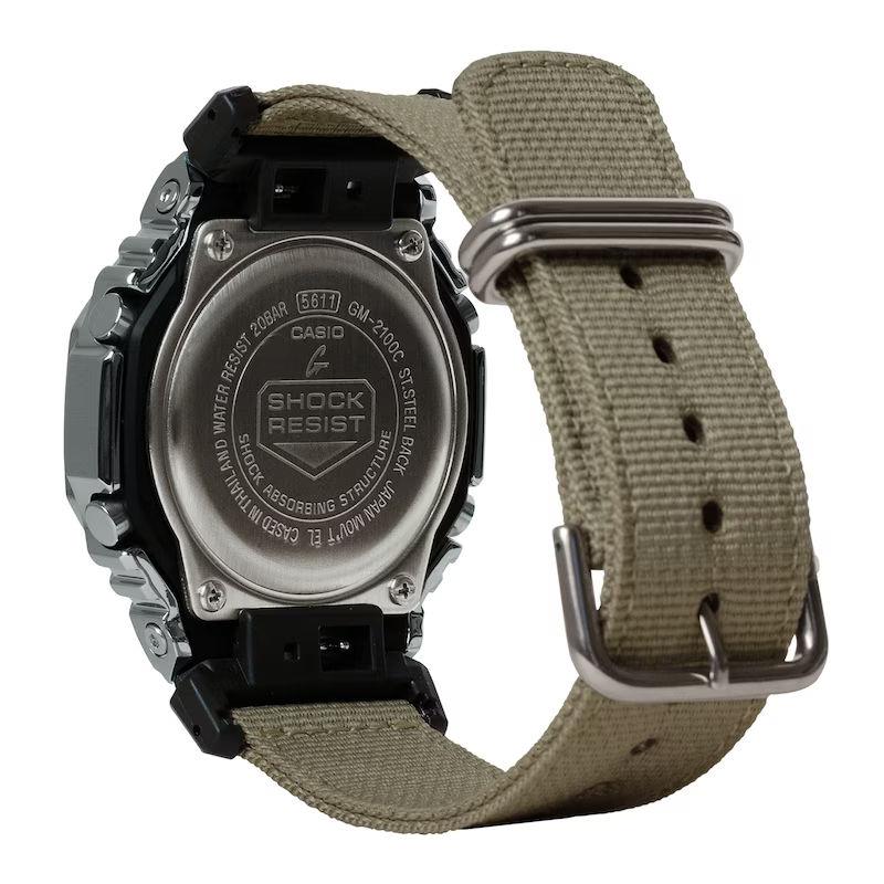 Casioak Black Dial gm2100c-5a - Casio G-Shock wrist watch